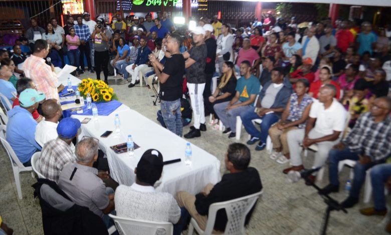 ¡PLD SE ESTÁ SECANDO! Dimiten de las filas del partido morado más de ...