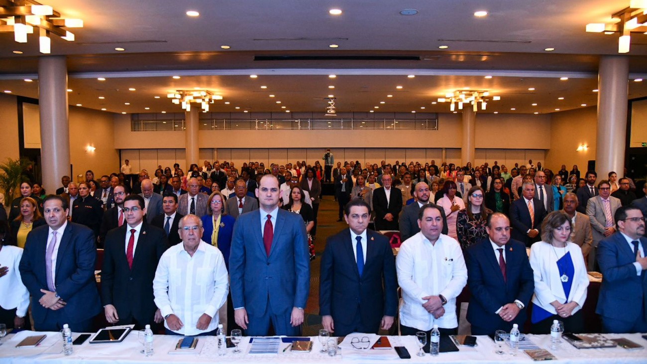 Autoridades De Salud Realizan Simposio “evaluación De La Respuesta Y